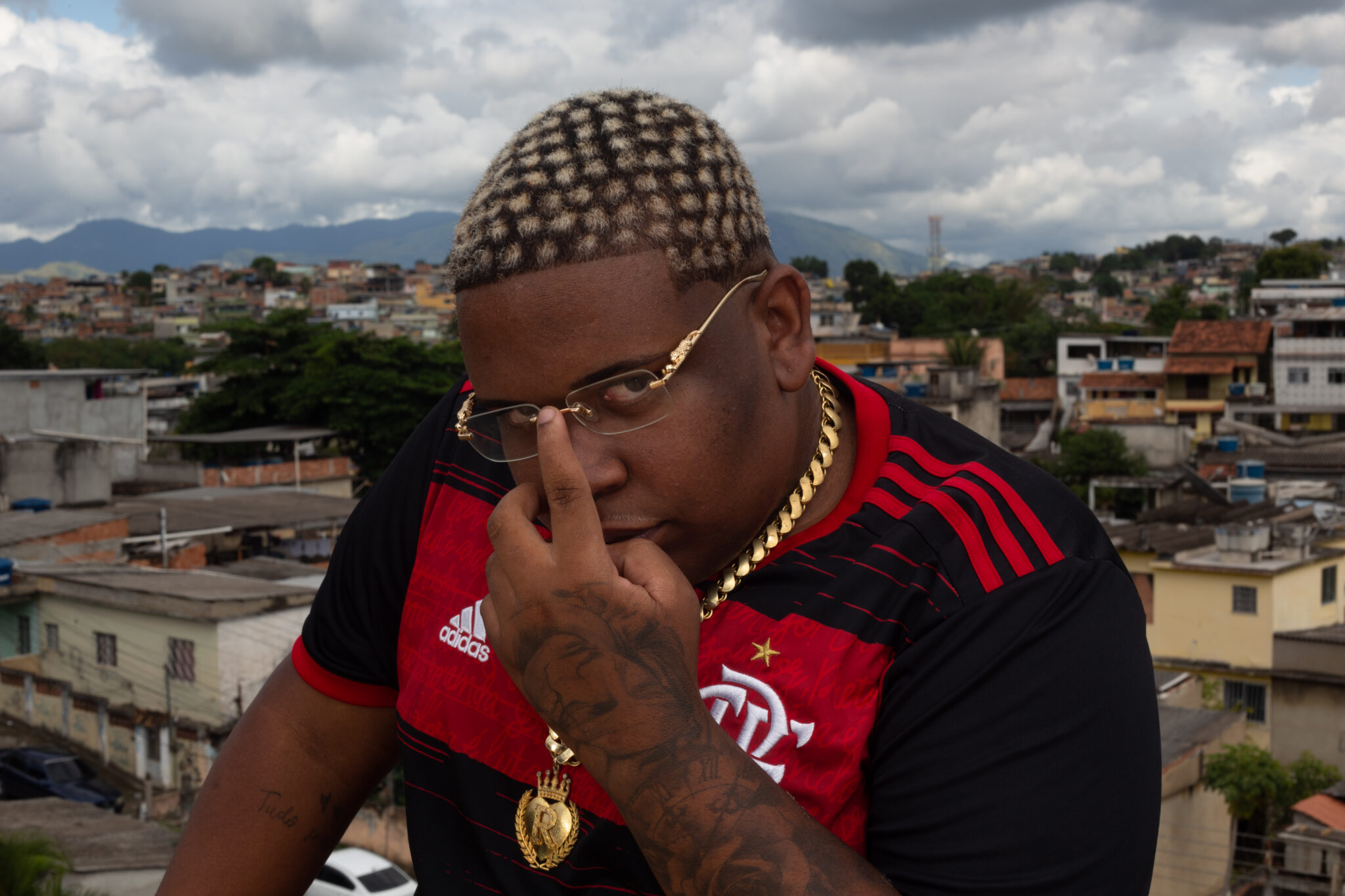 Distorcendo imagens e graves: entrevista com DJ Ramon Sucesso - Revista ...